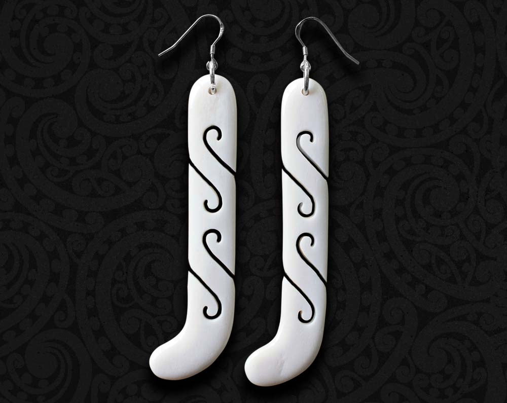 Maori Kapeu Bone Earrings - Traditional Rank & Mana Taonga – Toa Bone